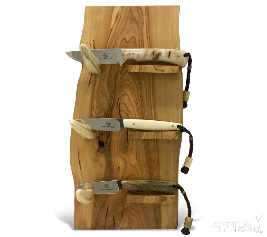 Olivewood 3-Knife Display | AfricaHunting.com