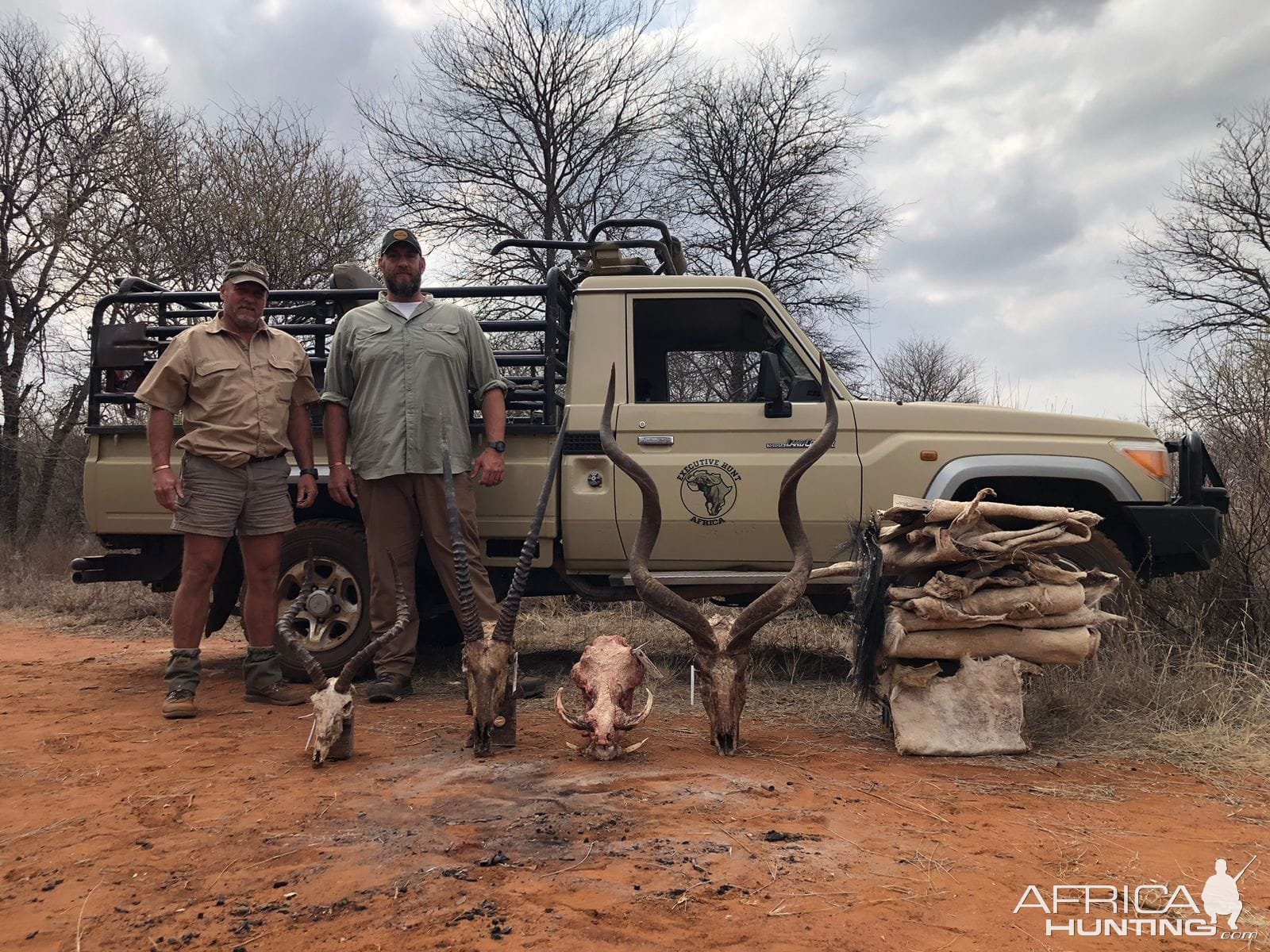 TRophy Hunt South Africa | AfricaHunting.com